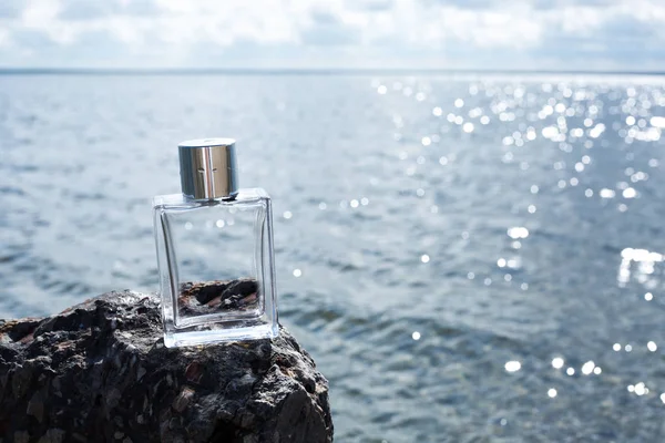 Perfume mar fotos de stock, imágenes de Perfume mar sin royalties ...