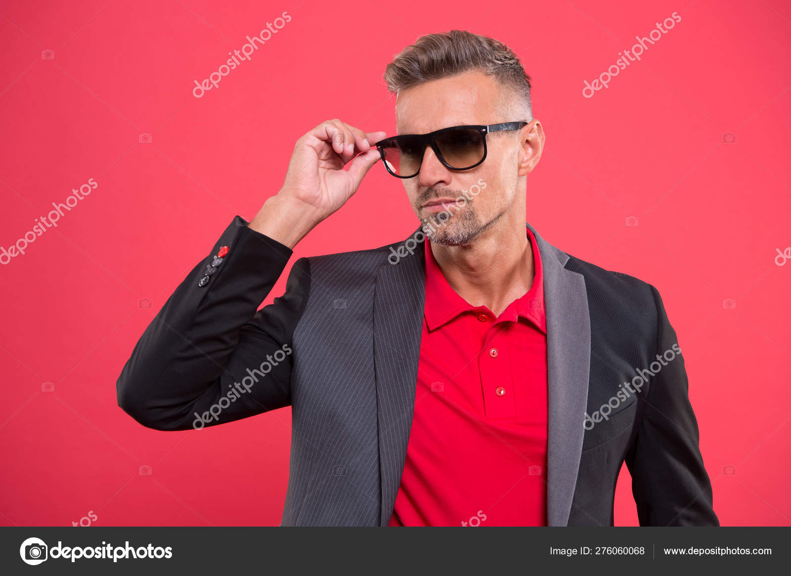 Accessorize suit. Bespoke suit flatters every wearer. Sense of ...