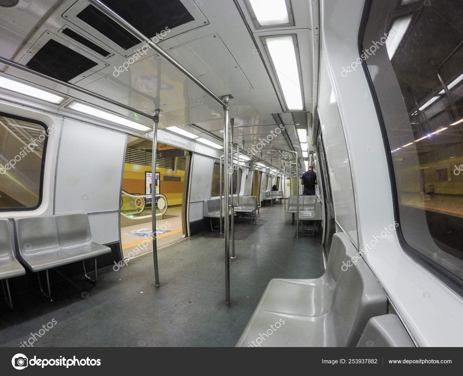 Inside the subway train – Stock Editorial Photo © brunomartins246 ...