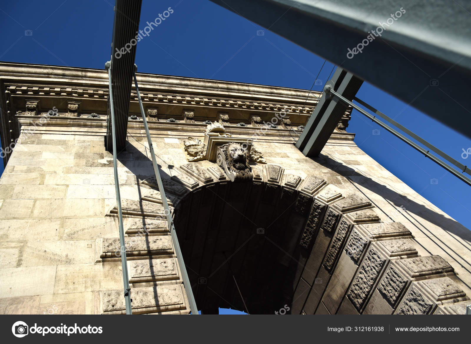 Landmark Szechenyi Chain Bridge in Budapest – Stock Editorial Photo ...
