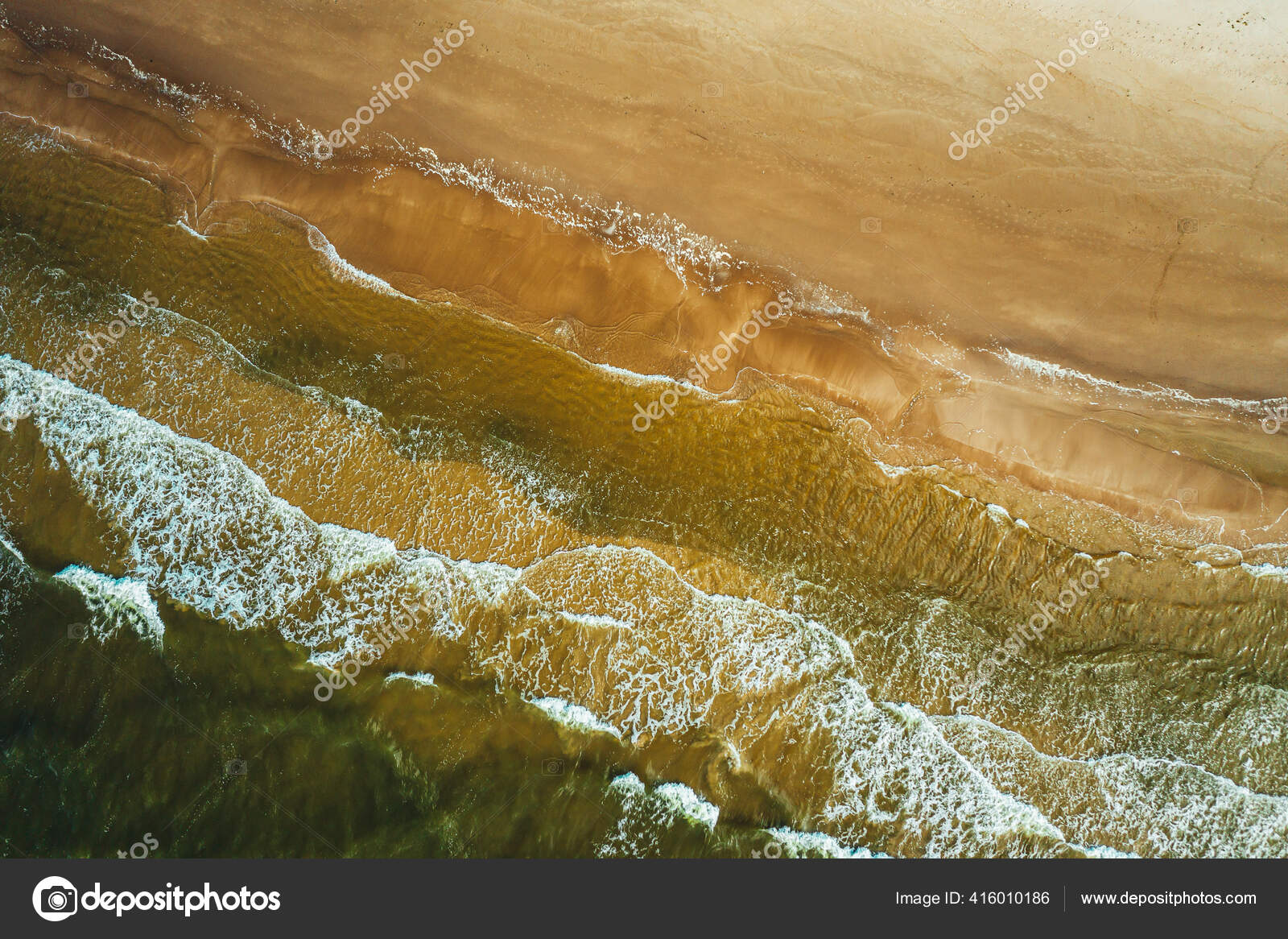 Aerial View Sea Vawes Waves Foam Crashing Beach Forming Beautiful ...
