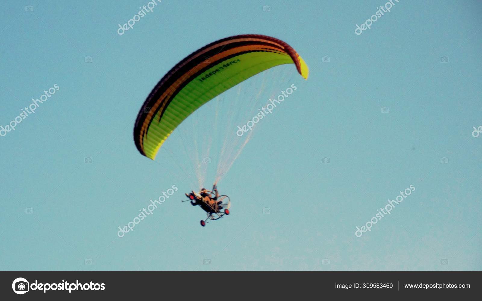 Beautiful Paraglider Background Blue Sky Paragliding — Stock Editorial ...