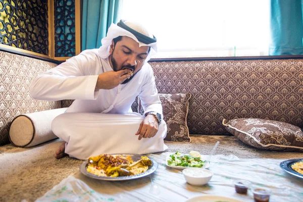 Arab eating Stock Photos, Royalty Free Arab eating Images | Depositphotos