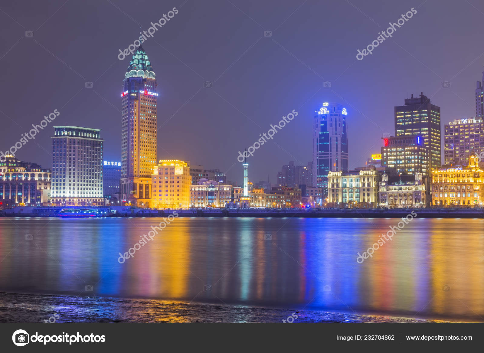 Bund Waitan Waterfront Area Central Shanghai Bund Usually Refers ...