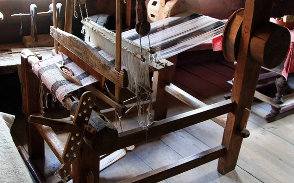 Old loom Stock Photos, Royalty Free Old loom Images | Depositphotos