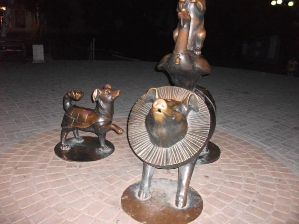 Mickey statue Stock Photos, Royalty Free Mickey statue Images ...