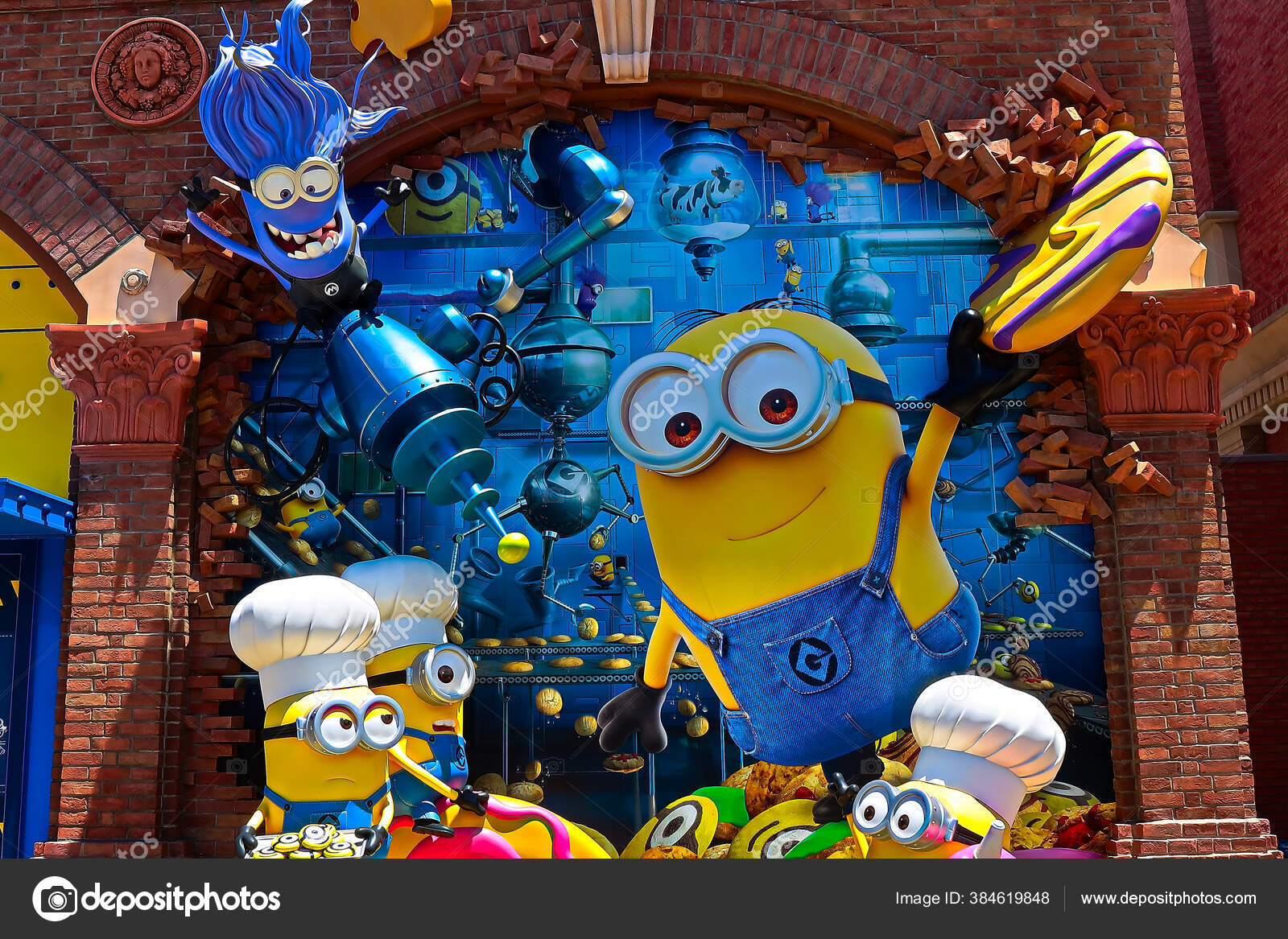 Osaka Japan June 2020 Statue Happy Minion Universal Studios Japan ...