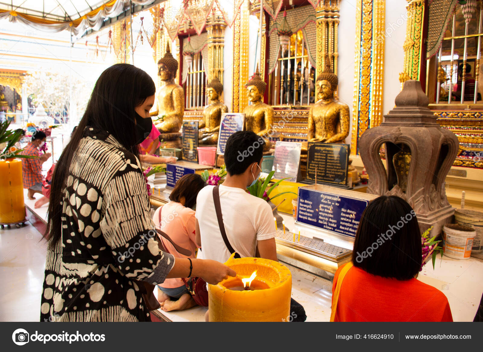 Thai People Foreign Traveler Respect Praying Rite Ritual God Angel ...