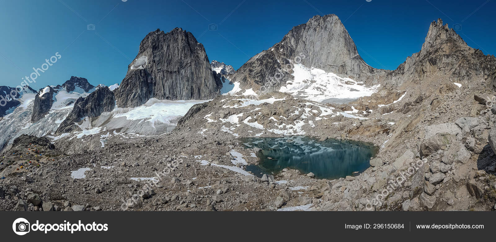 Panoramtic view of Bugaboo provincial park in BC, Canada — Stock Photo ...