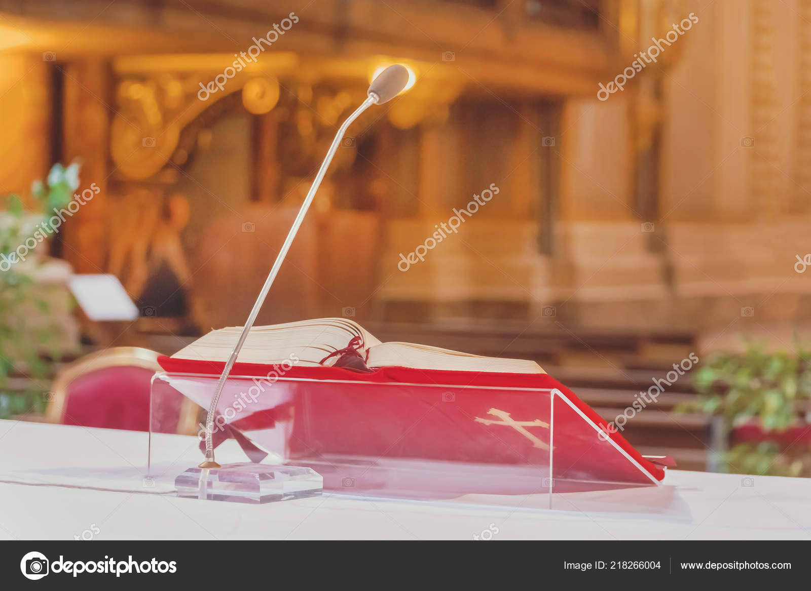 Tribune Preacher Bible Microphone Stock Photo by ©watman 218266004