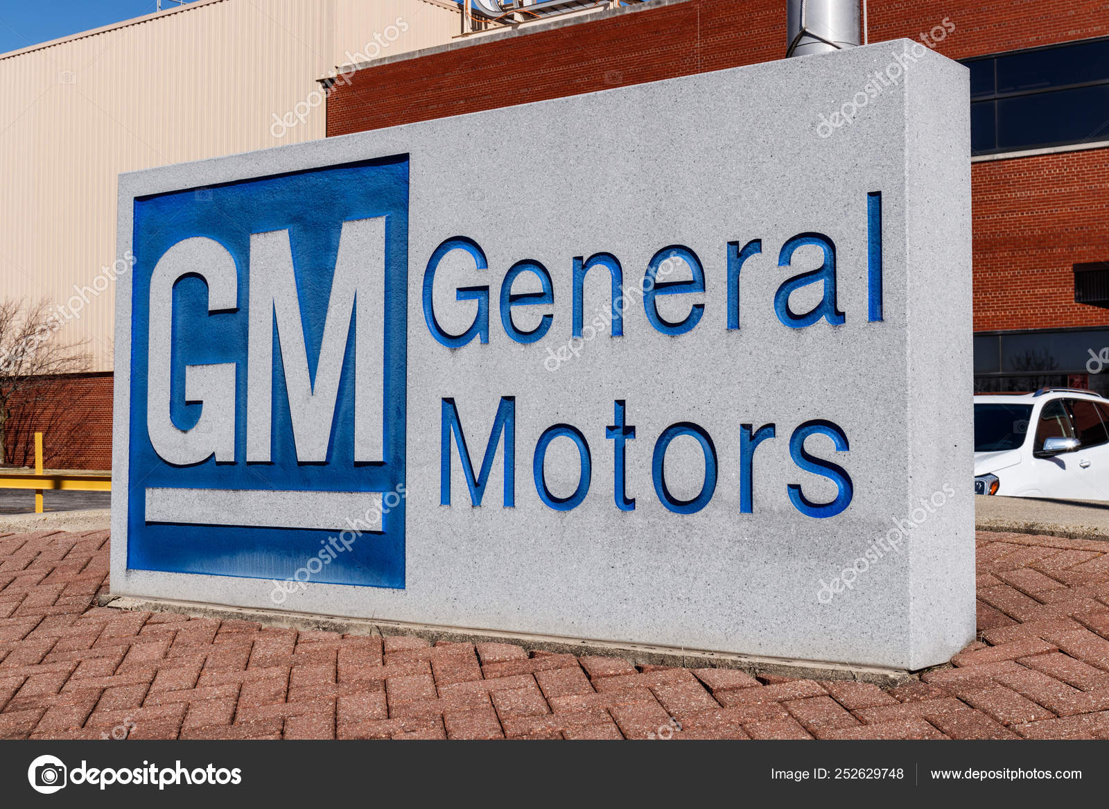 Marion - Circa March 2019: General Motors Logo and Signage at the Metal ...