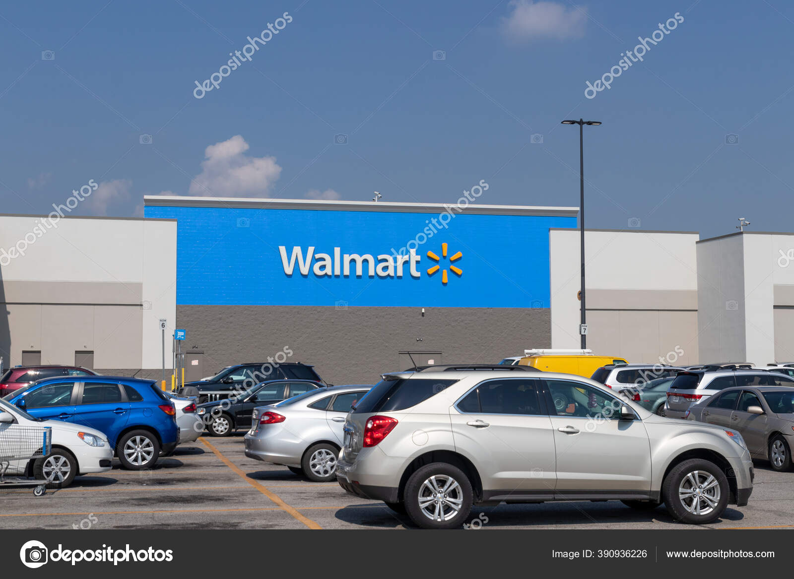 Indianapolis Circa July 2020 Walmart Retail Location Walmart Introduced ...