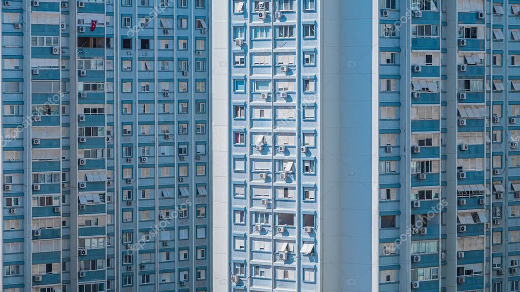 Edificio de apartamentos residencial moderno y nuevo. Complejo ...