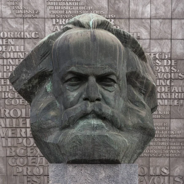 Fotos de Marx, Imagens de Marx sem royalties | Depositphotos