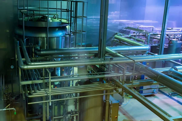 Interior industrial de la f brica de refrescos con tubos 2024