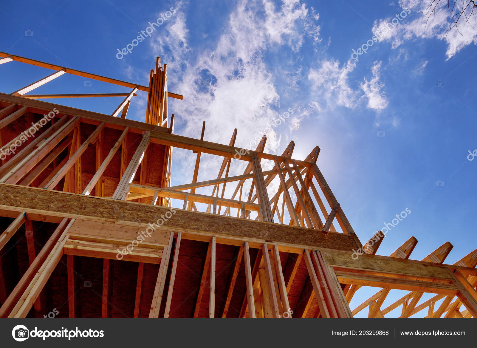 Building Frame Structure New Development Timber Frame Progressing House ...