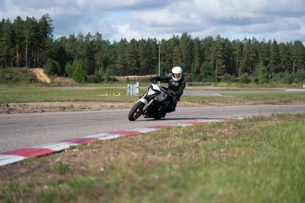 Motorcycle turning Stock Photos, Royalty Free Motorcycle turning Images ...