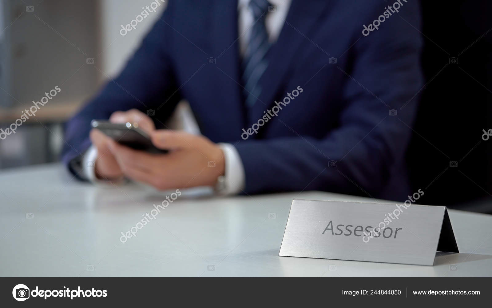 Professional Assessor Using Smartphone Expert Checking Situation Market ...
