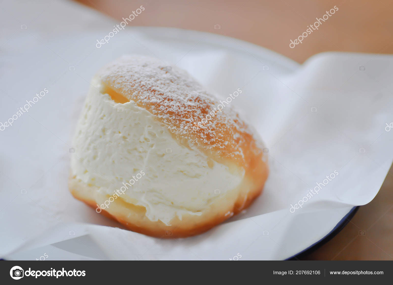 Bun Donut Doughnut Cream Stuffed — Stock Photo © jobrestful #207692106