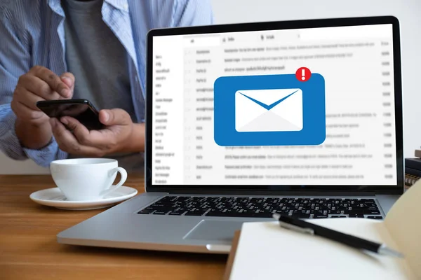 3,759,449 immagini e foto stock di How to write the official email in ...