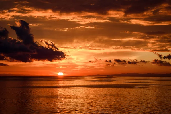 Romantic sunrise Stock Photos, Royalty Free Romantic sunrise Images ...