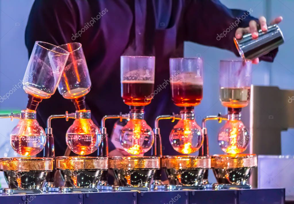 Syphon Coffee o Vacuum Coffee es una inmersión completa de buen gusto y ...