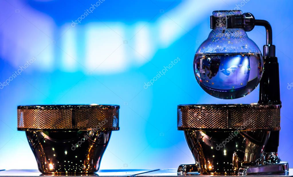 Syphon café o café al vacío es de inmersión completa de buen gusto y ...