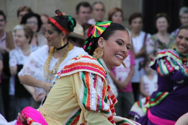 Latino tanec stock fotografie, royalty free Latino tanec obrázky ...