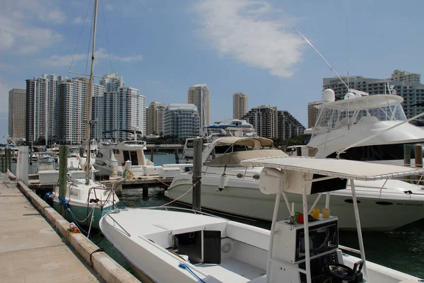 Miami boat arena Stock Photos, Royalty Free Miami boat arena Images ...