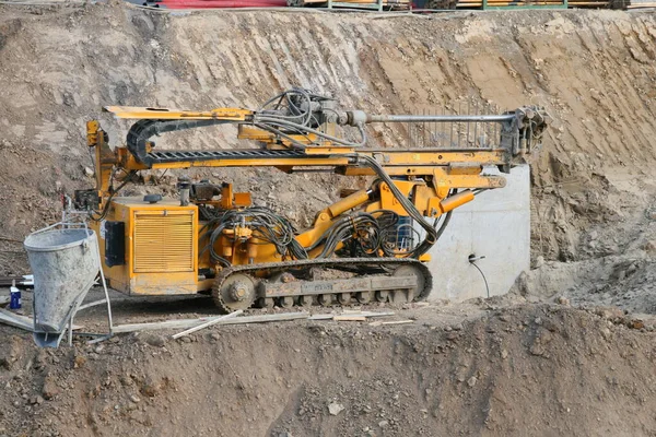 Deep foundation machine Stock Photos, Royalty Free Deep foundation ...