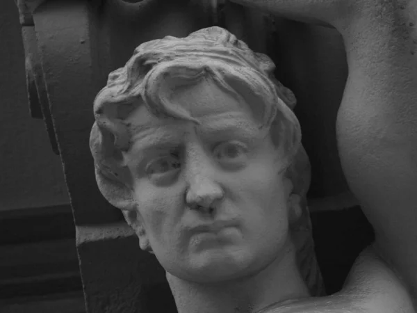 Statue neck Stock Photos, Royalty Free Statue neck Images | Depositphotos