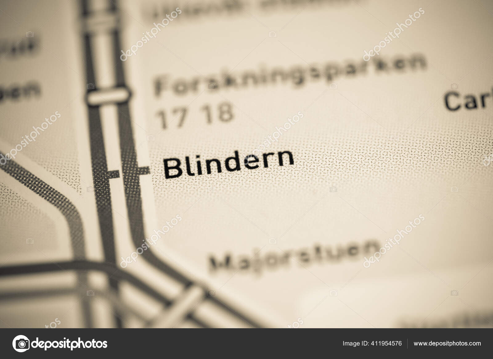 Blindern Station Oslo Metro Map Stock Photo by ©aliceinwonderland2020 ...