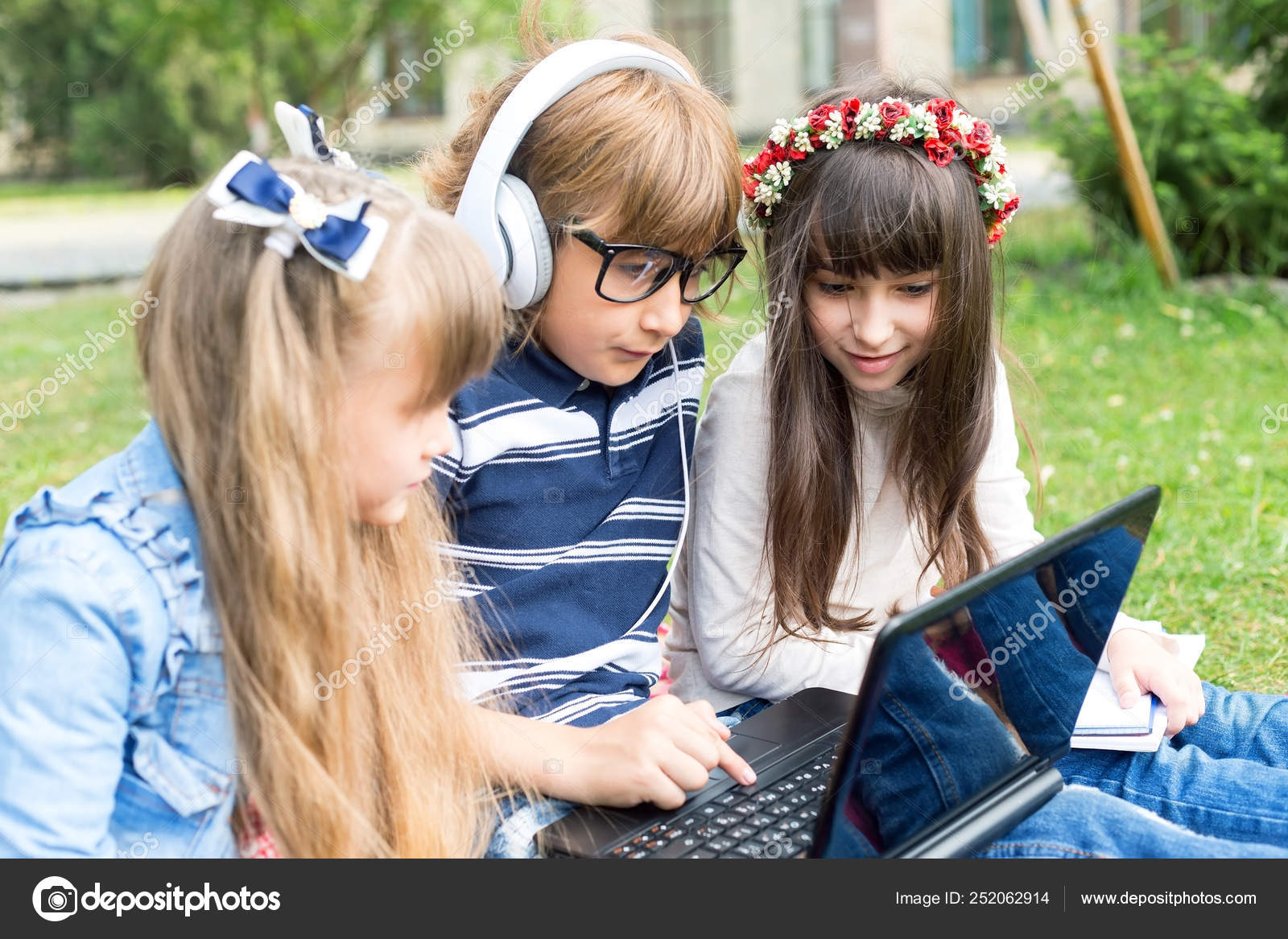 Three Children Study Computer Open Air Pupils Junior School Sitting ...
