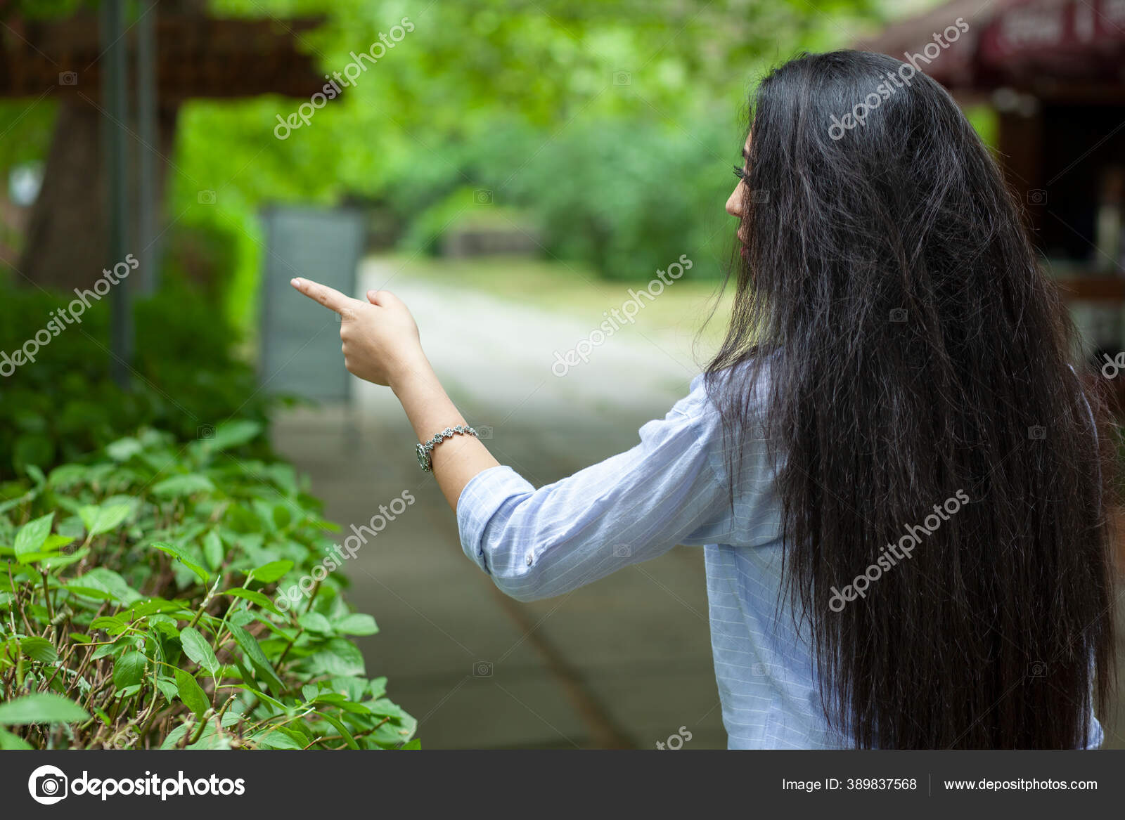 Woman Finger Show Street Background Stock Photo by ©Aghavni 389837568
