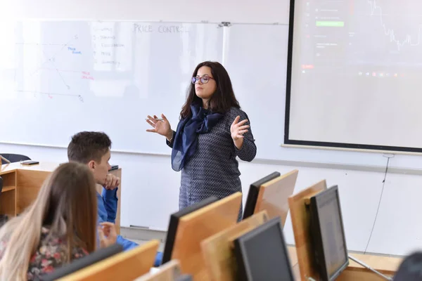 Women College Professors