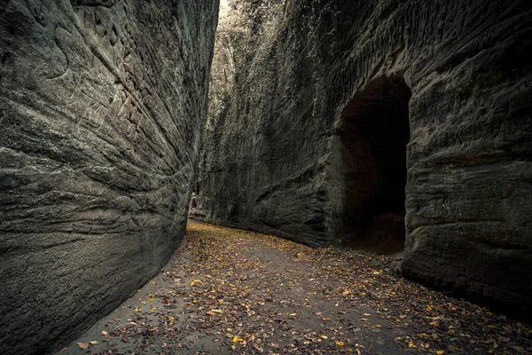 Rocky corridors images libres de droit, photos de Rocky corridors ...