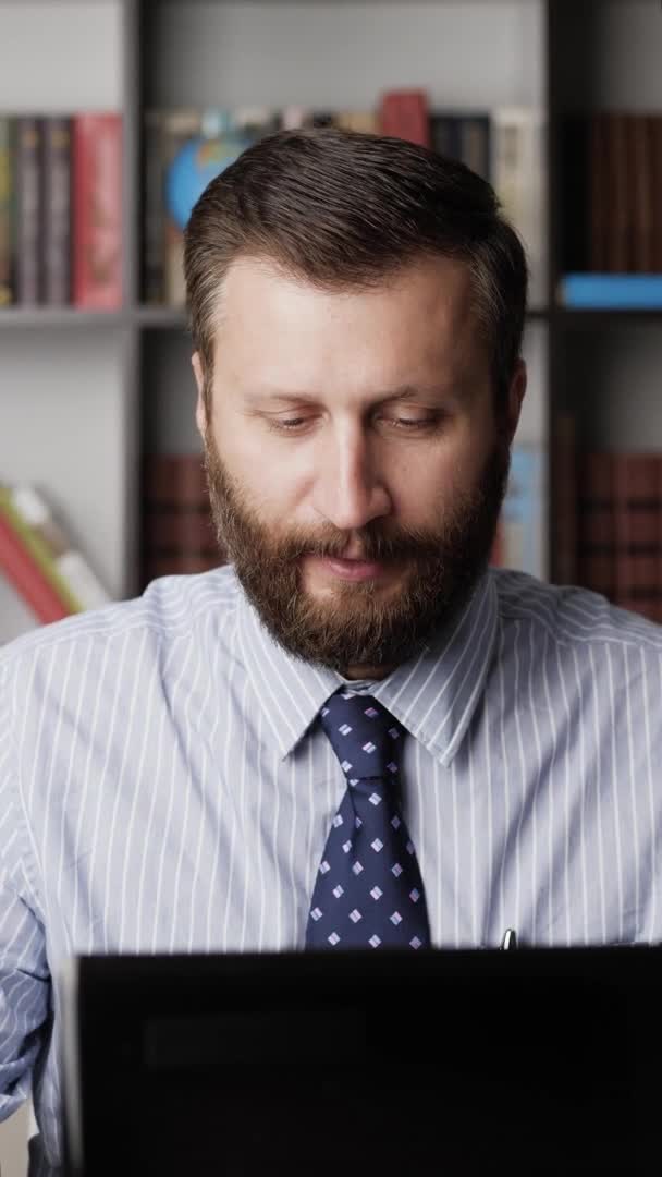 45 지치게 만드는 기진맥진 Videos, Royalty-free Stock 지치게 만드는 기진맥진 Footage ...