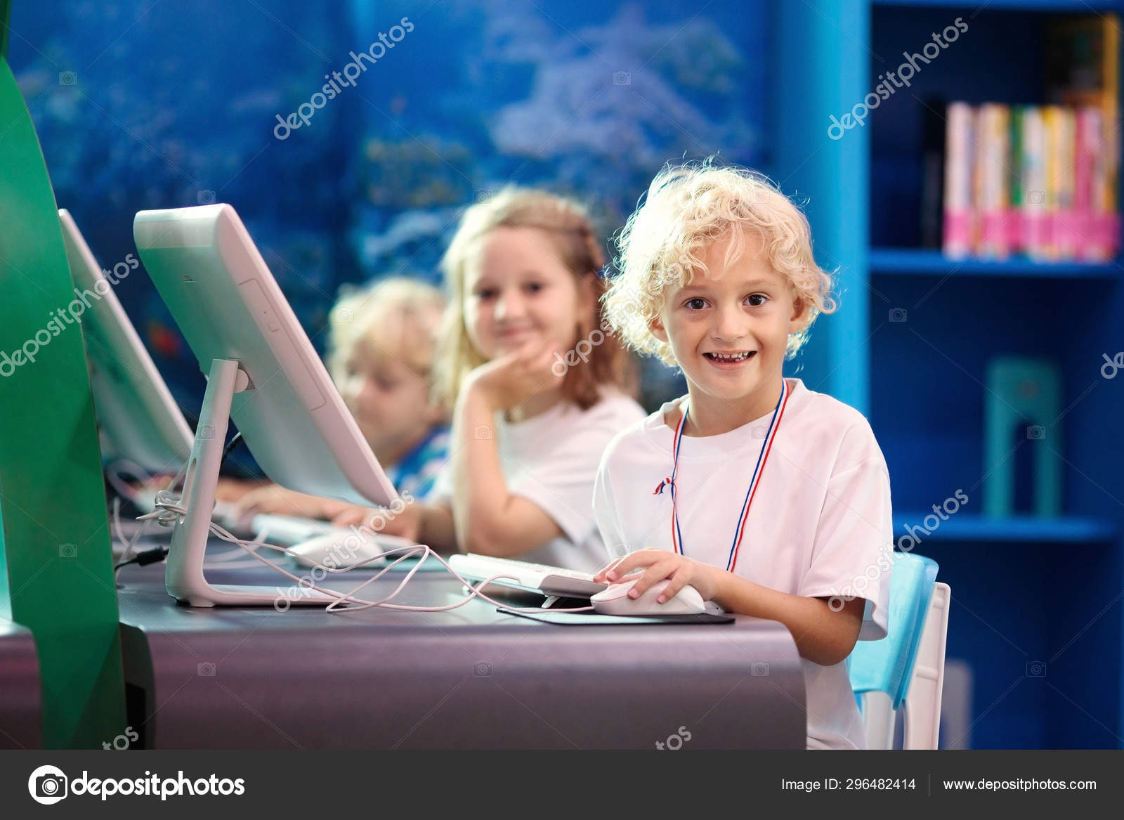 Computer class for school kids. Children study. — Stock Photo ...