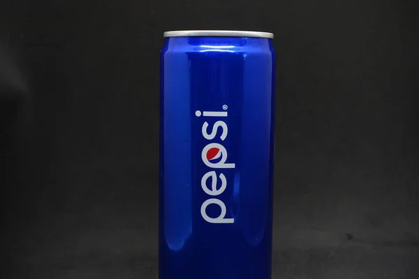 Pepsi can Stock Photos, Royalty Free Pepsi can Images | Depositphotos