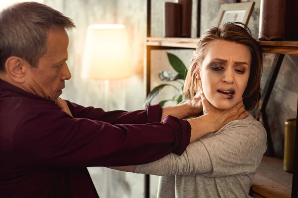 ᐈ Method Man Stock Pics Royalty Free Man Choking Woman Photos