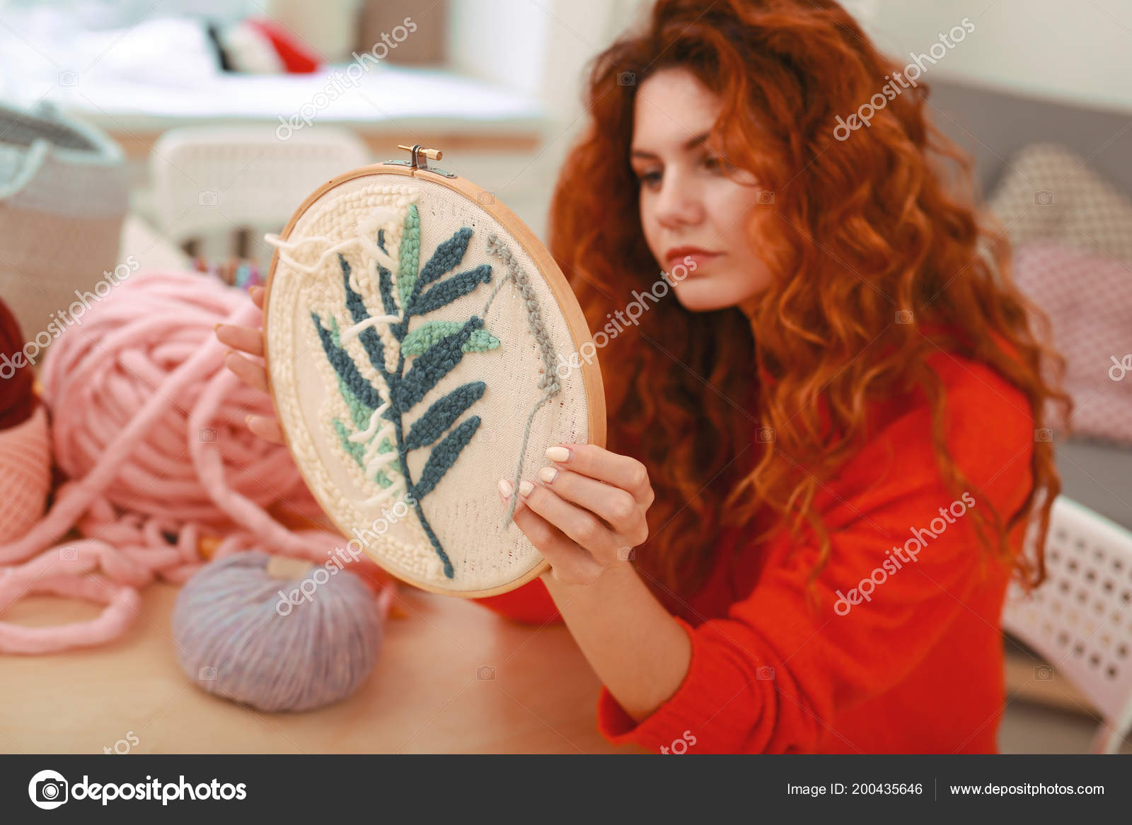 Enthusiastic young girl embroidering little branch — Stock Photo ...