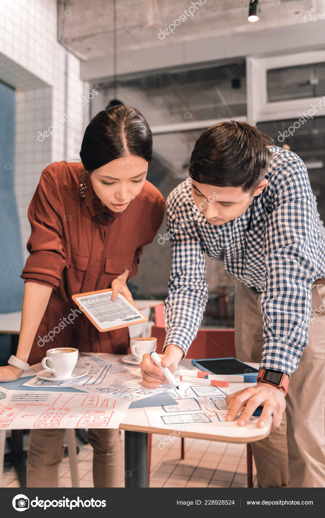 Active hard-working businessmen working together in the morning — Stock ...