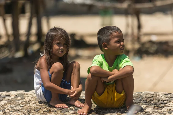 Manila Philippines Local Kids Slums Pose Happily Camera Happiness Poor ...