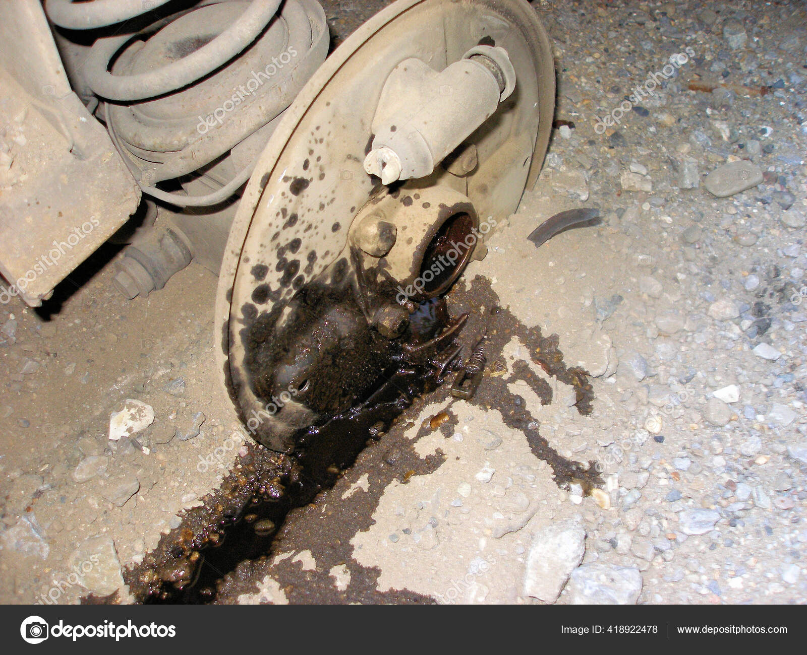 Car Accident Wheel Fell Rusted Hub Brake Fluid Leaked — Stock Photo ...