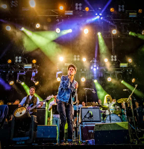 Slow Show Performing Stage Music Festival – Stock Editorial Photo ...