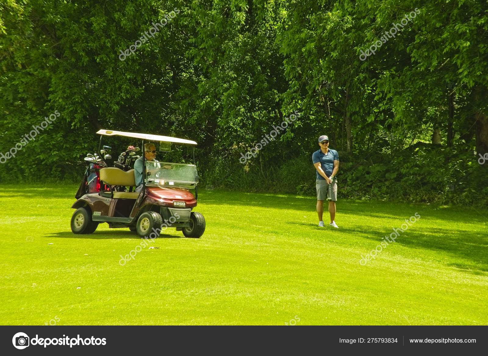 Golf Course Sunny Day — Stock Editorial Photo © josefpittner #275793834