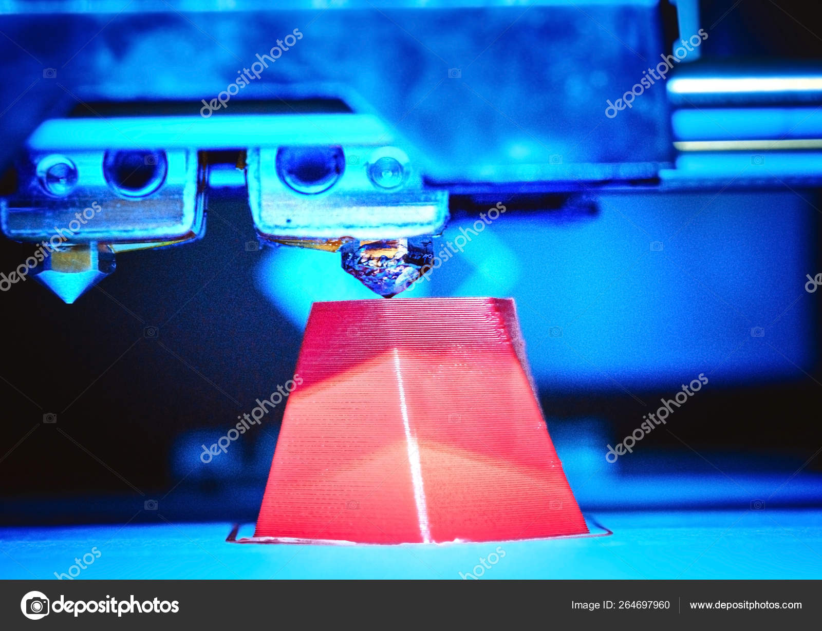 3d printer printing red shapes close-up — Stock Photo © Marina1408 ...