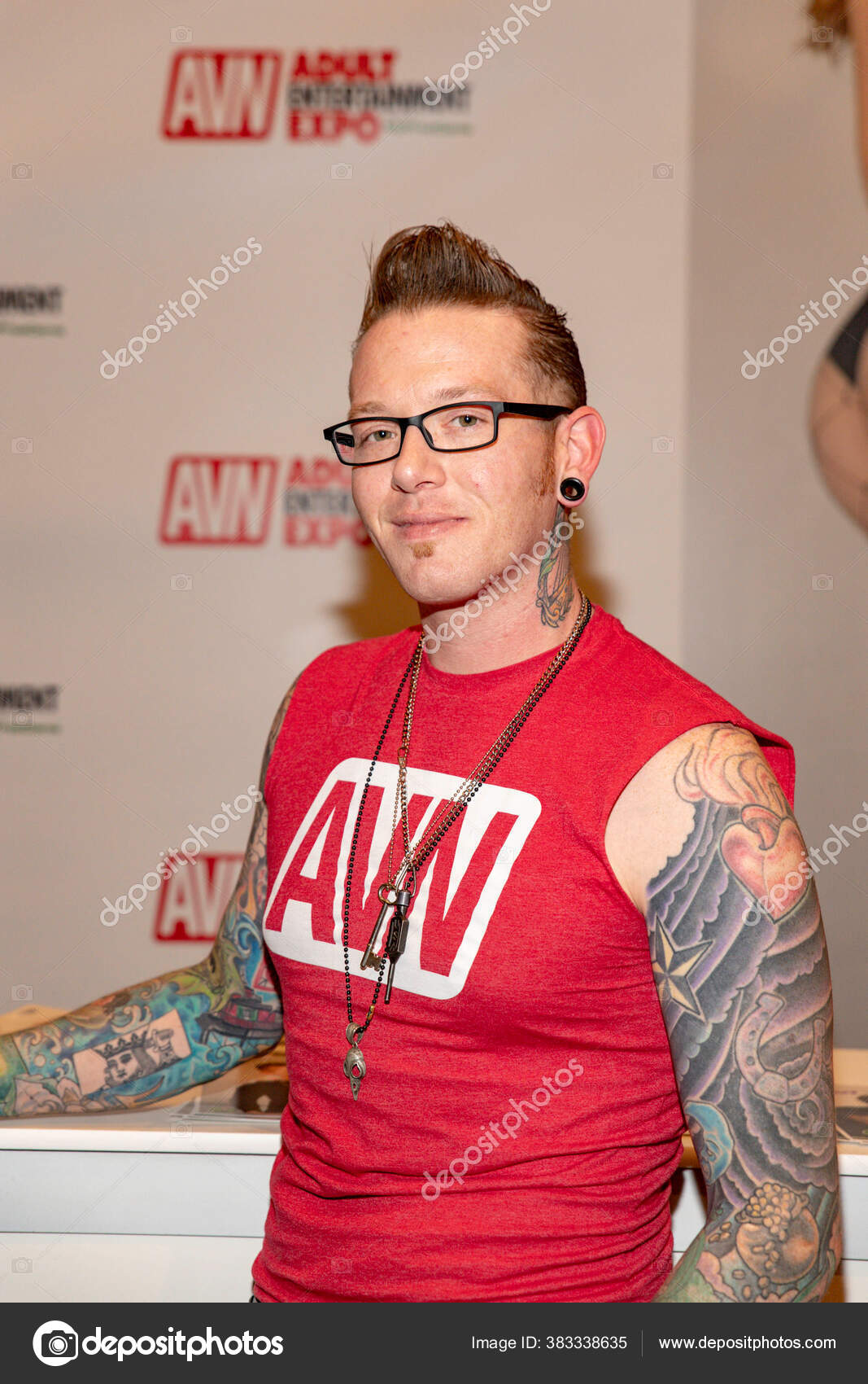 Johnny Goodluck Attends 2019 Avn Adult Entertainment Expo Day Hard ...