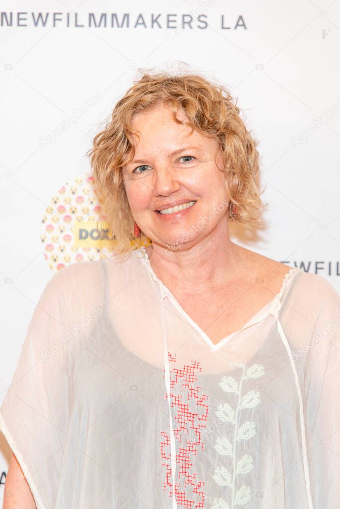 Eve Gordon asiste a Doxxed Los Angeles Premiere en RealD, Beverly Hills ...