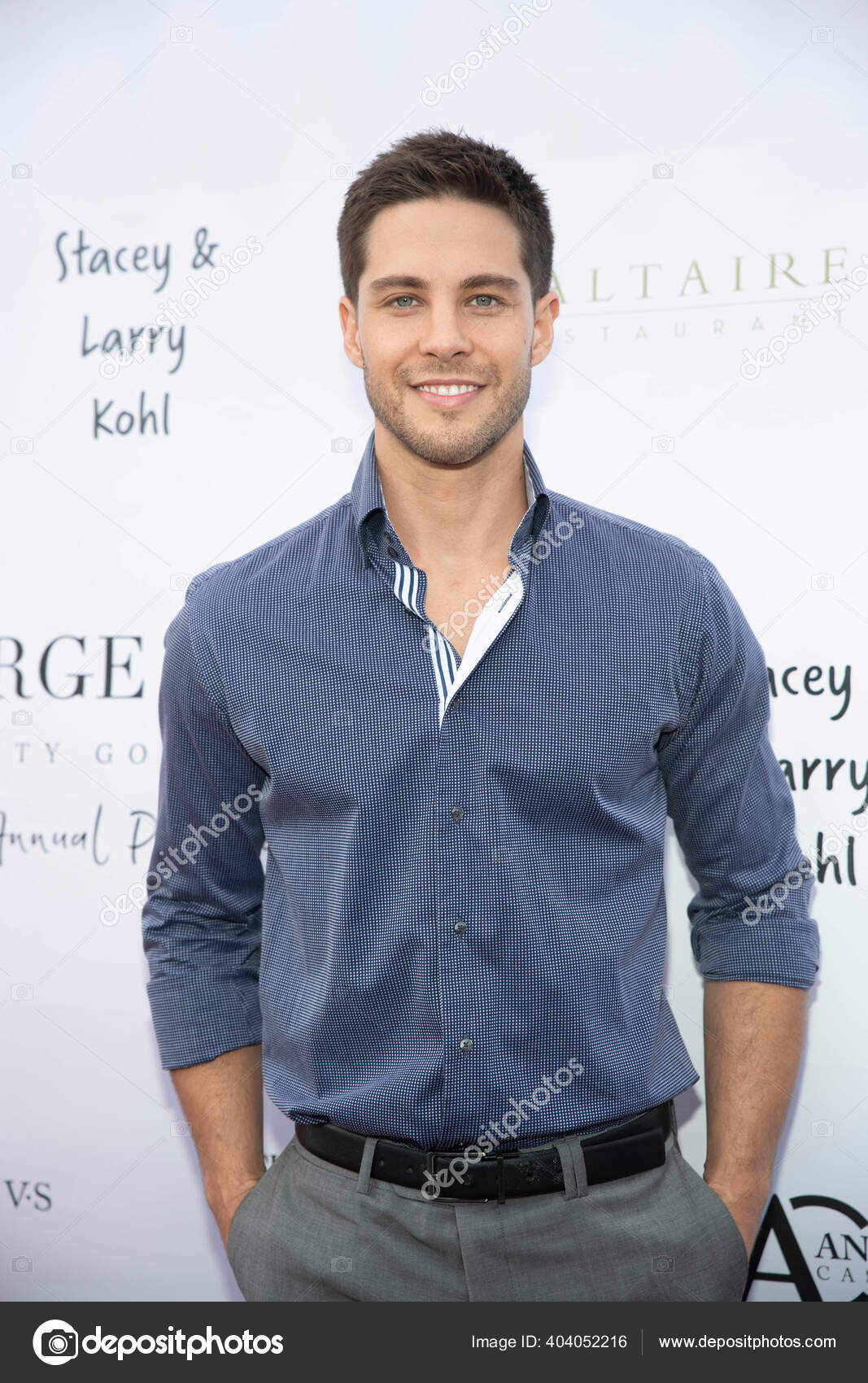 Dean Geyer 2022